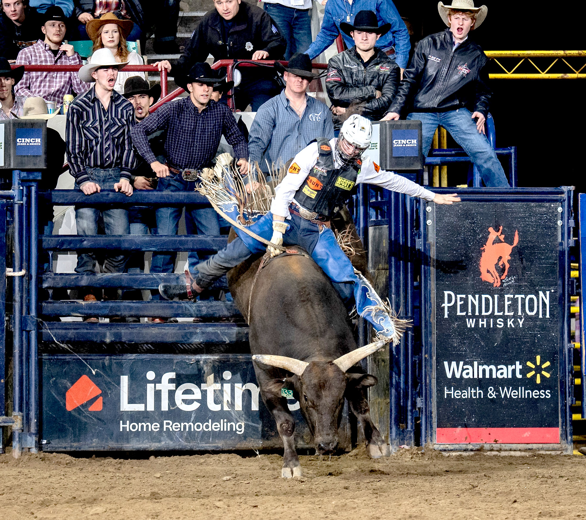 Reigning Champion defends bull riding title | National Western Stock Show